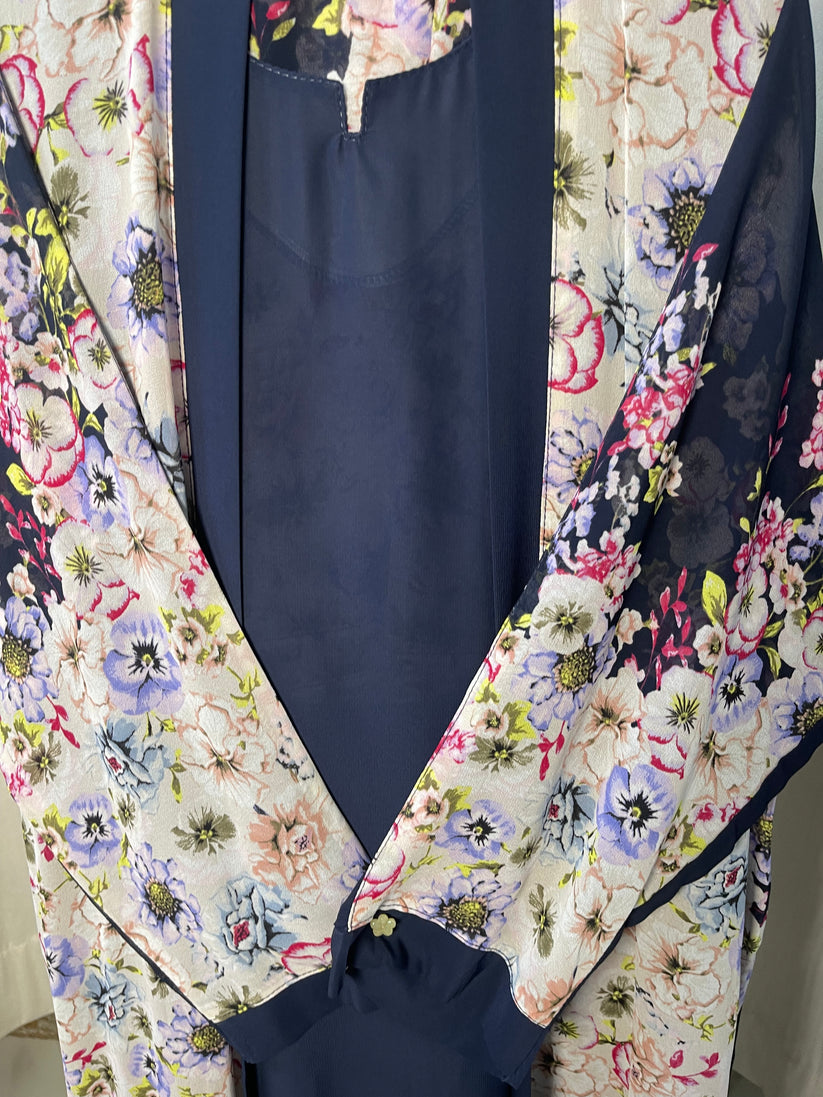 Printed Coat With Plain Inner Abaya With Hijab and Pins – Hijabify ...